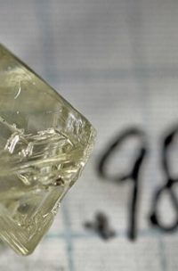 Single Octahedral Diamond Crystals | Natural Rough Diamond Sales